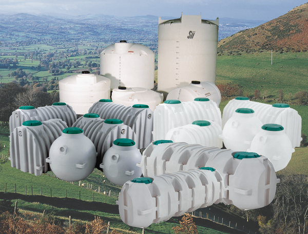 Snyder 750 Gallon Dominator Septic Tank – Chemical Pump